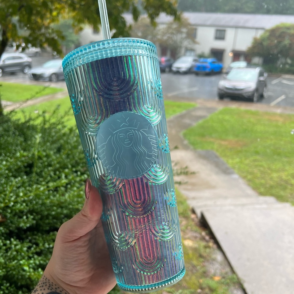 Starbucks 2022 Iridescent Cup - Gem